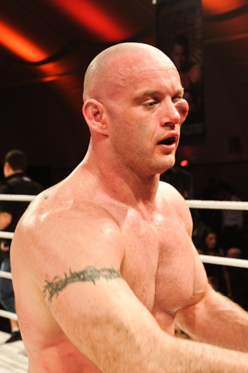 Sinergia Pura!: MMA – Depois de um quebra o pessoal sai assim.