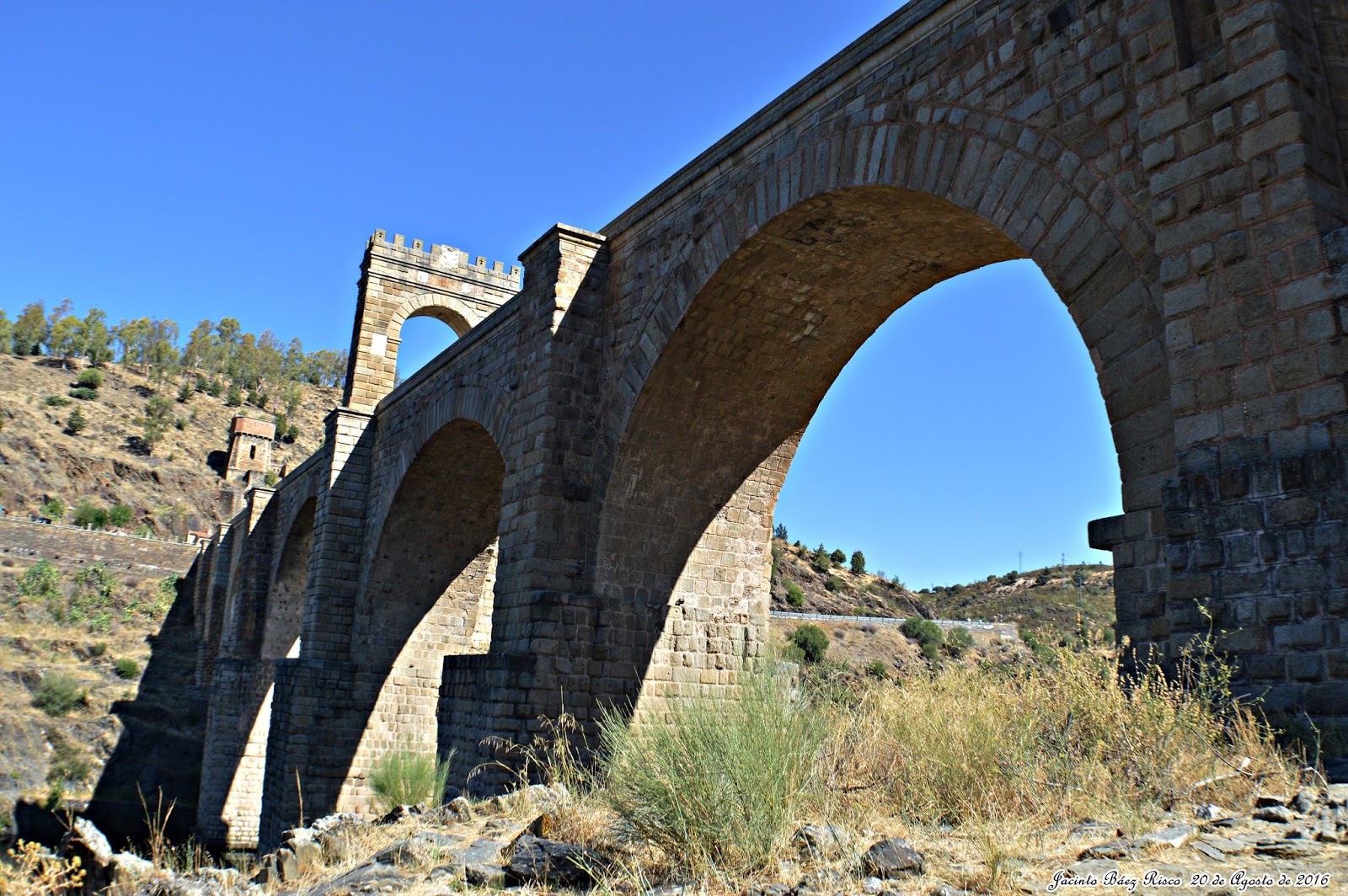 Trochando por Extremadura y alrededores: ALCANTARA, PUENTE ROMANO ...