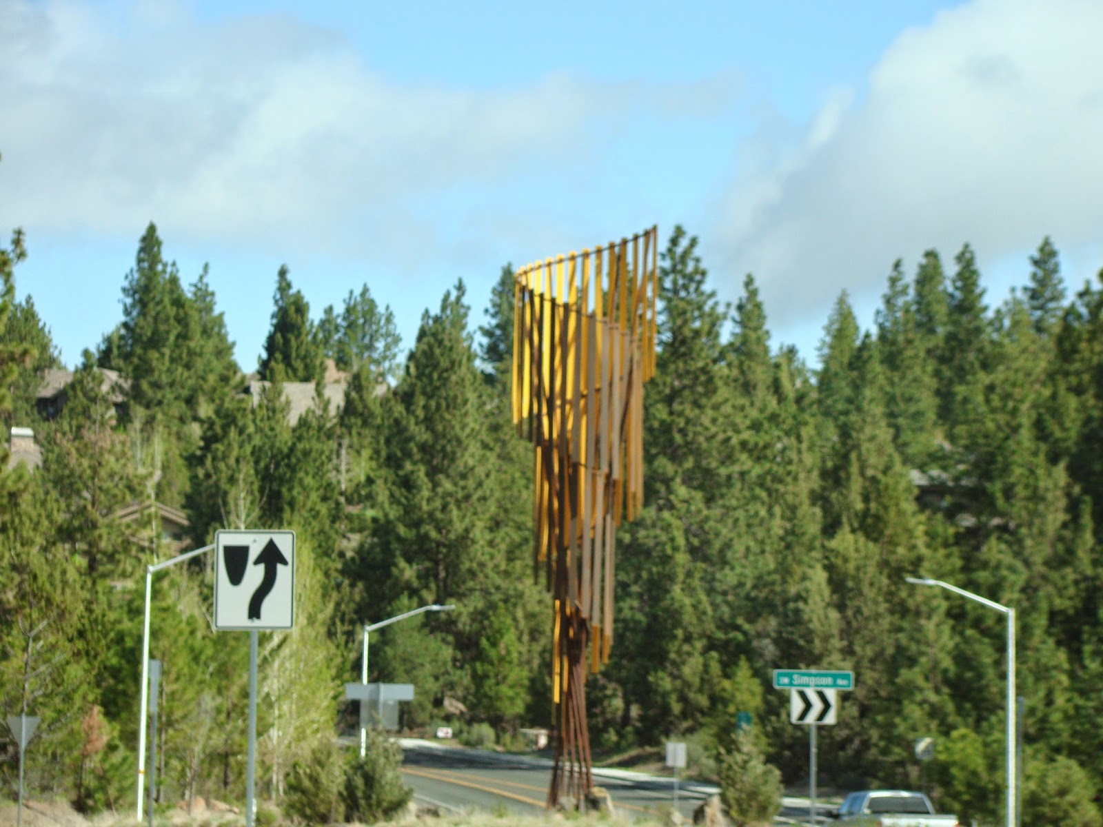 BB, Henri and Me: Bend Oregon: Roundabout Art