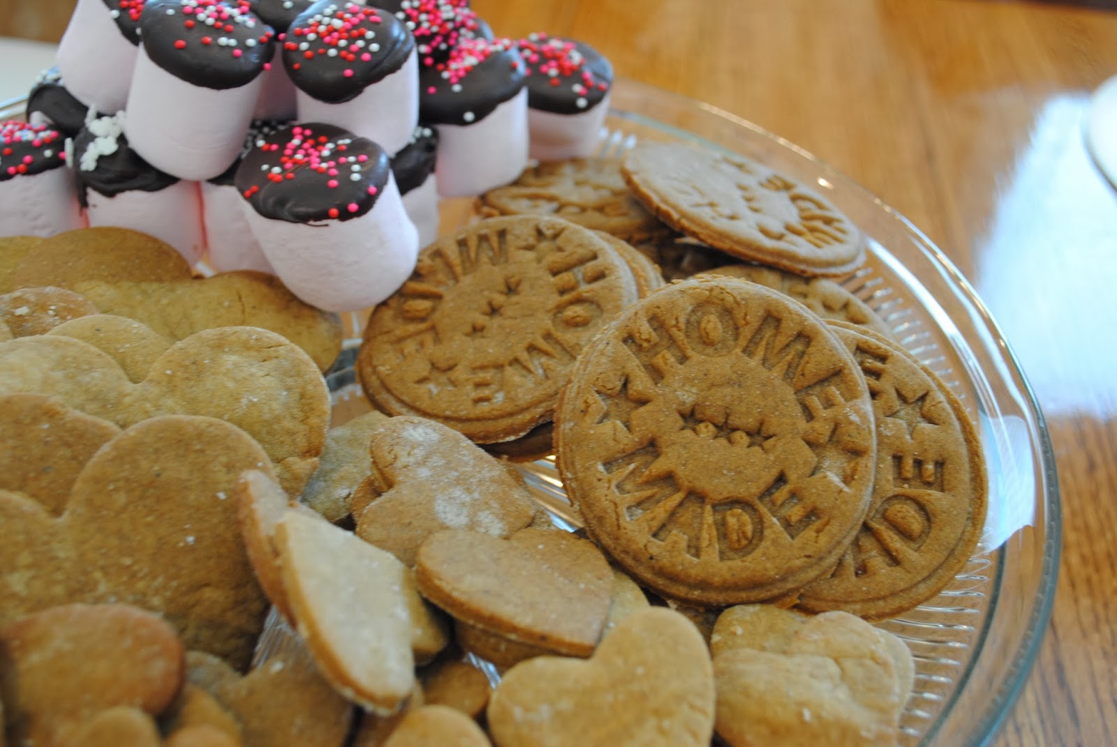 Back to Basics: Valentine Gingerbread Homes
