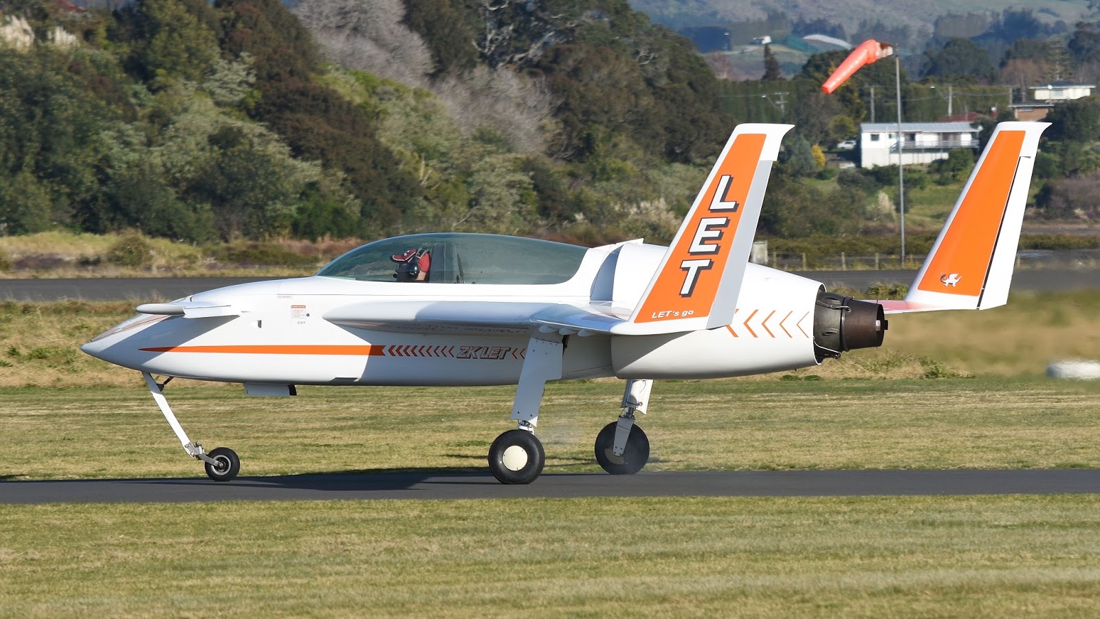The Vickers 161. An early attempt to get a 37mm autocannon into the air ...