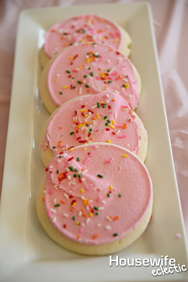 Potty Train in 1 Day with a Potty Party - Housewife Eclectic