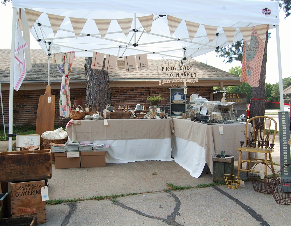 Frog Goes to Market: Vintage and Artisan Market Recap