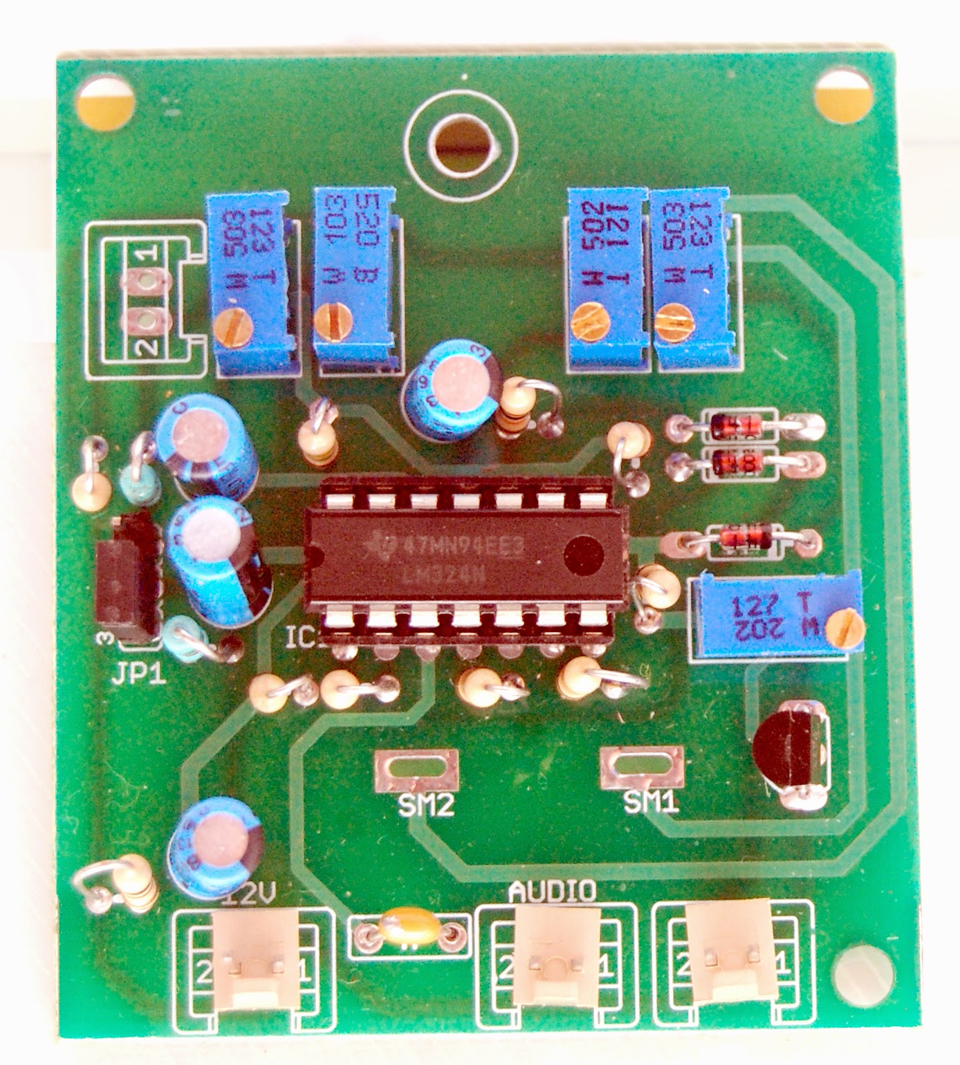 BITX SSB QRP TCVR FOR HAM RADIO: Bitx3B High Resolution Pictures