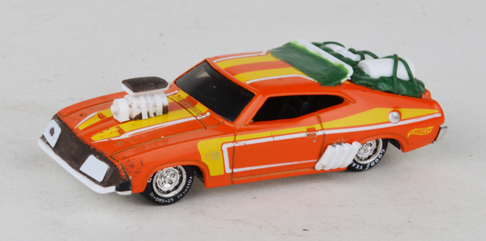 davetaylorminiatures: Vroom! Vroom! - The last of the V8 Interceptors