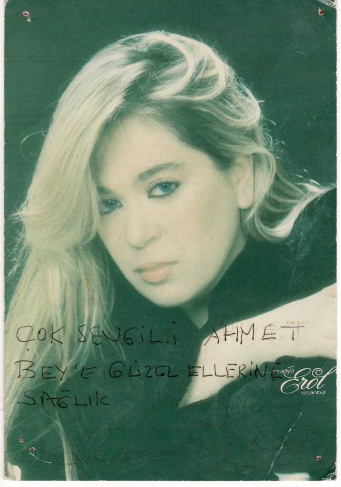 Turk Pop Music Woman Vocals: Zerrin Özer