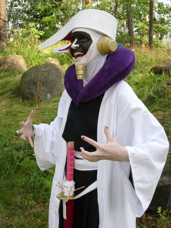 Casualty Cosplay: Cosplay memoirs: Mayuri Kurotsuchi and Akon from Bleach