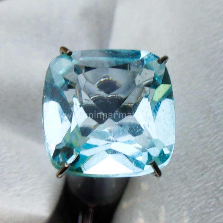 Batu Permata Blue Topaz - SP974 | Batu Moldavite | Toko Batu Akik ...