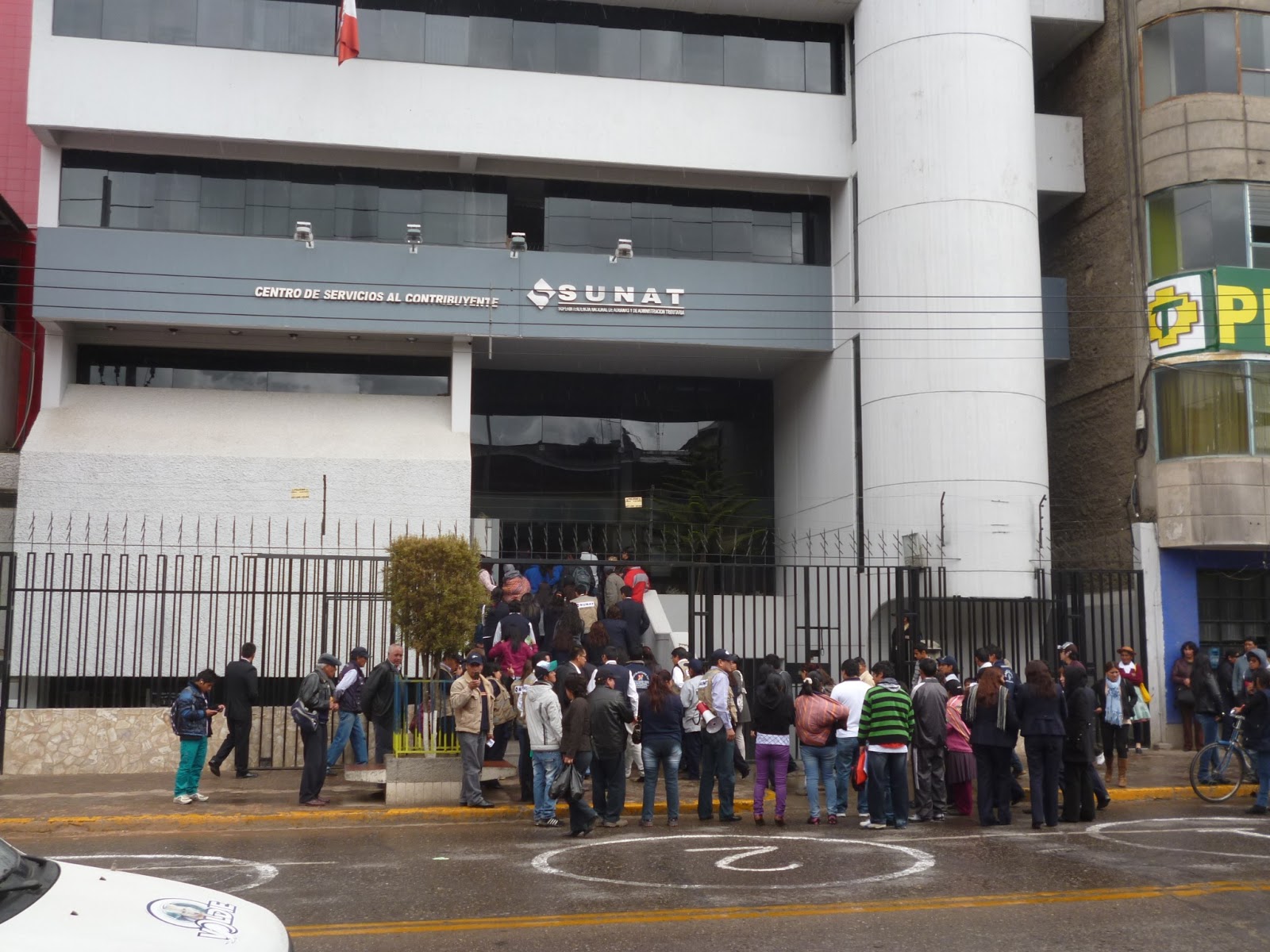 "Group 10 Noticías-Huancayo": lunes, 3 de junio de 2013