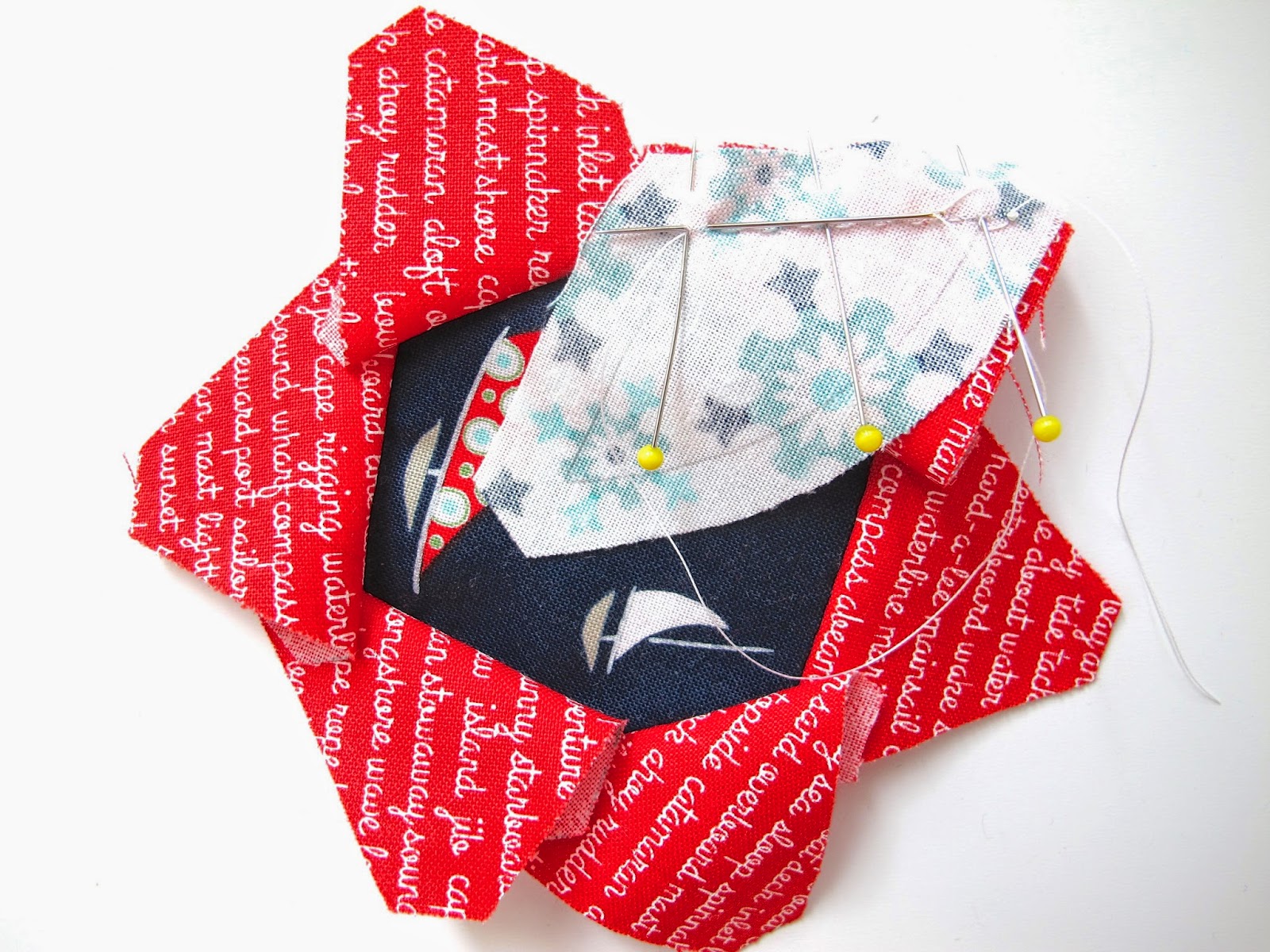 zakkaArt: Round zipper pouch step-by-step tutorial (a zakkaArt sewing kit)