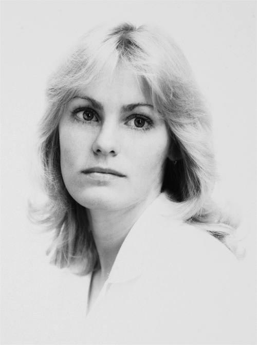 High-Key Portraiture. A brief overview. – Photoflex