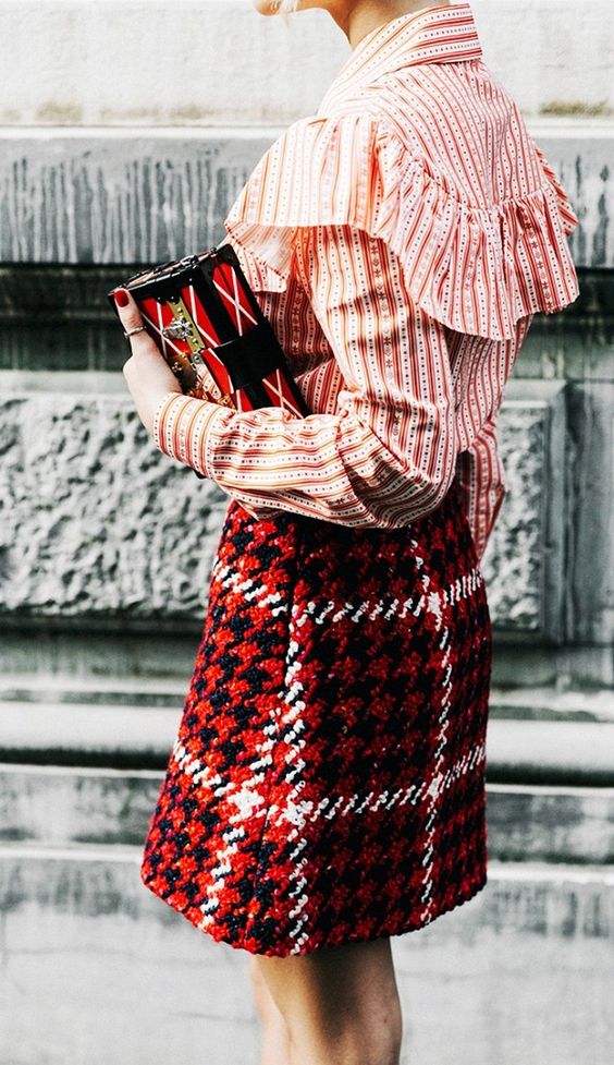 S in Fashion Avenue: TREND ALERT: FRILLS & RUFFLES