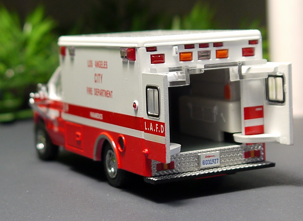 My Code 3 Diecast Fire Truck Collection: Ford E-350 Los Angeles Fire ...