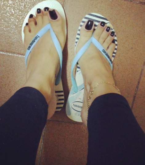 Beautiful Female Feet: Mexican feet