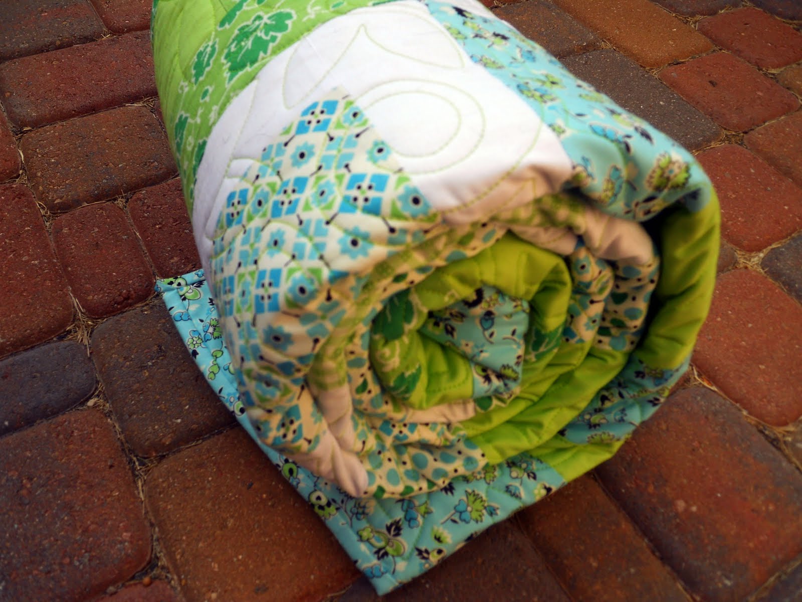 ellyn's place: A new snuggle quilt