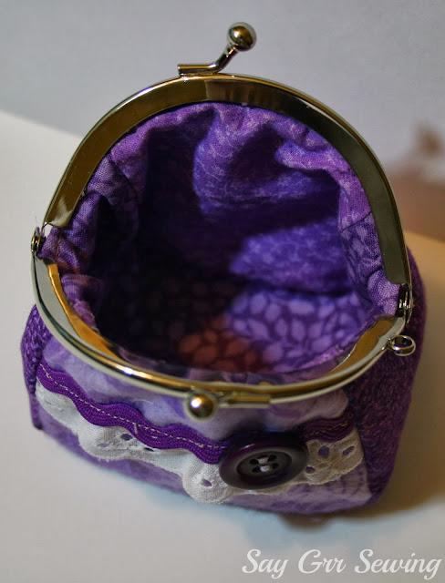 Say Grr Sewing: A Perfectly Purple Penny Purse