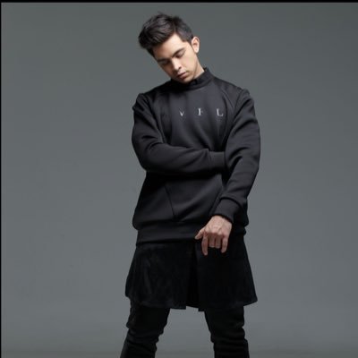 My E-net: E-Male Of The Day: Derrick Monasterio