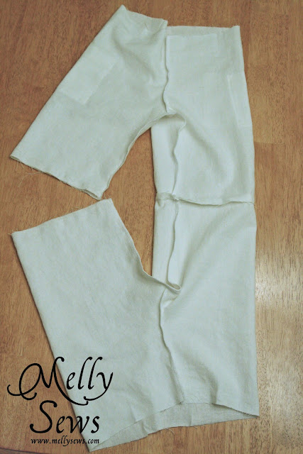 Quick tutorial - how to line shorts...and an announcement - Melly Sews