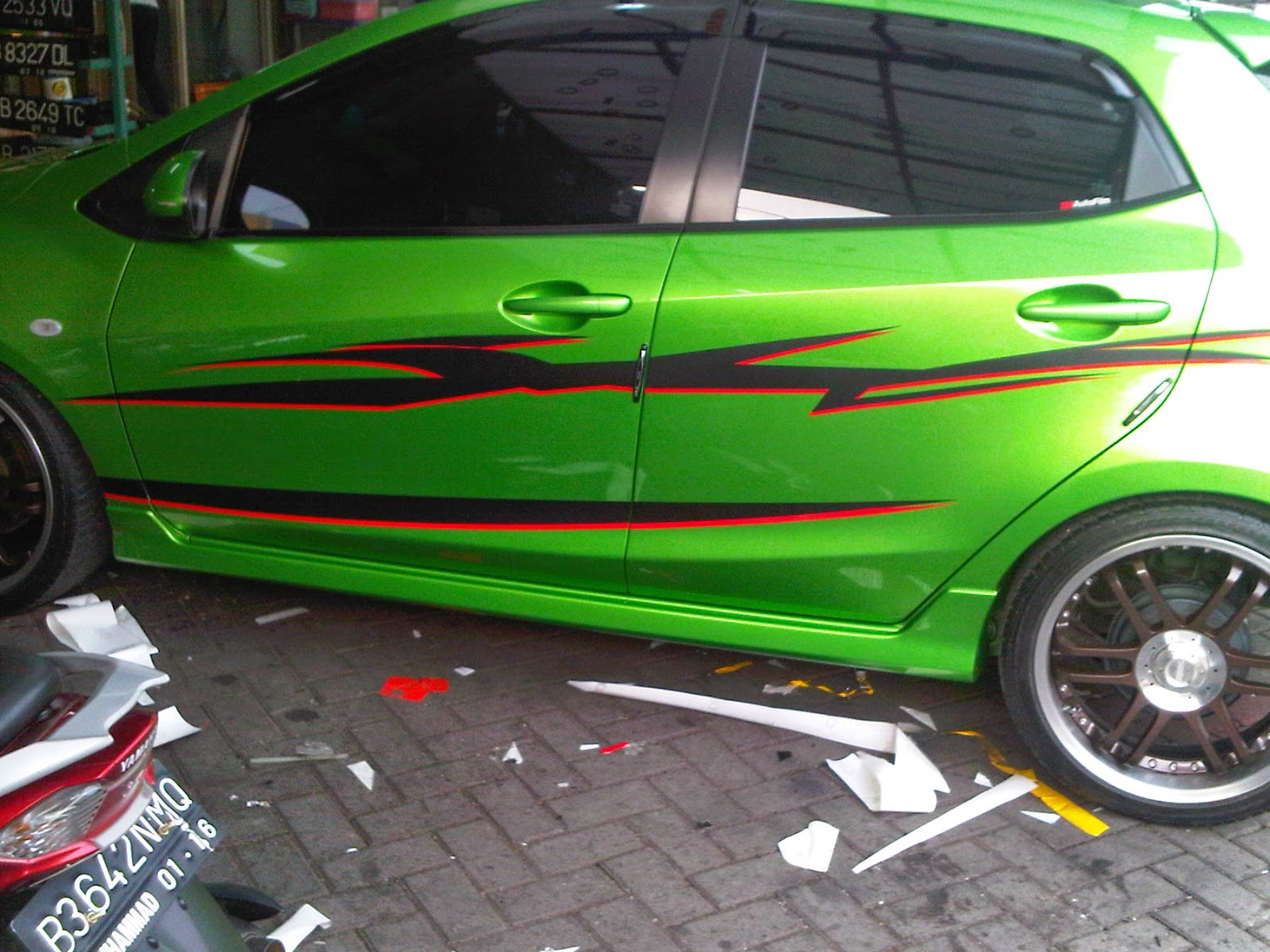 Custom Car Stickers From UK | Car Sticker Printing Collections