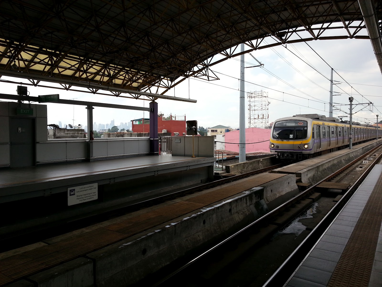 Byahero: Snapshots | LRT V. Mapa Station