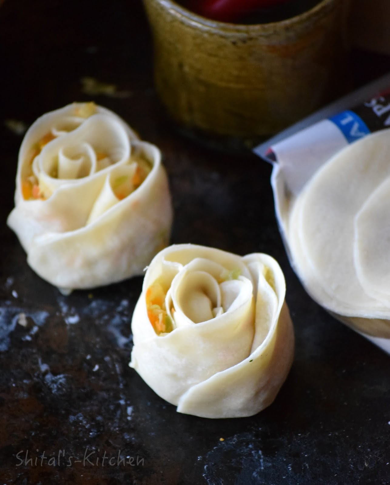 Shital's-Kitchen: Rose Shaped Dumplings
