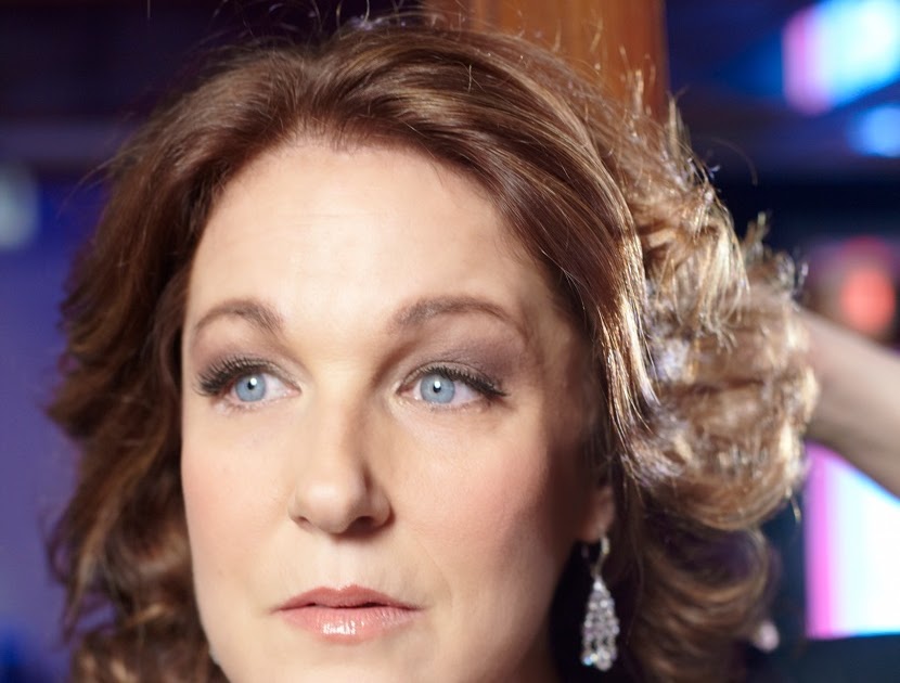 Gaspar, El Lugareño: Manny entrevista a Lili Rentería