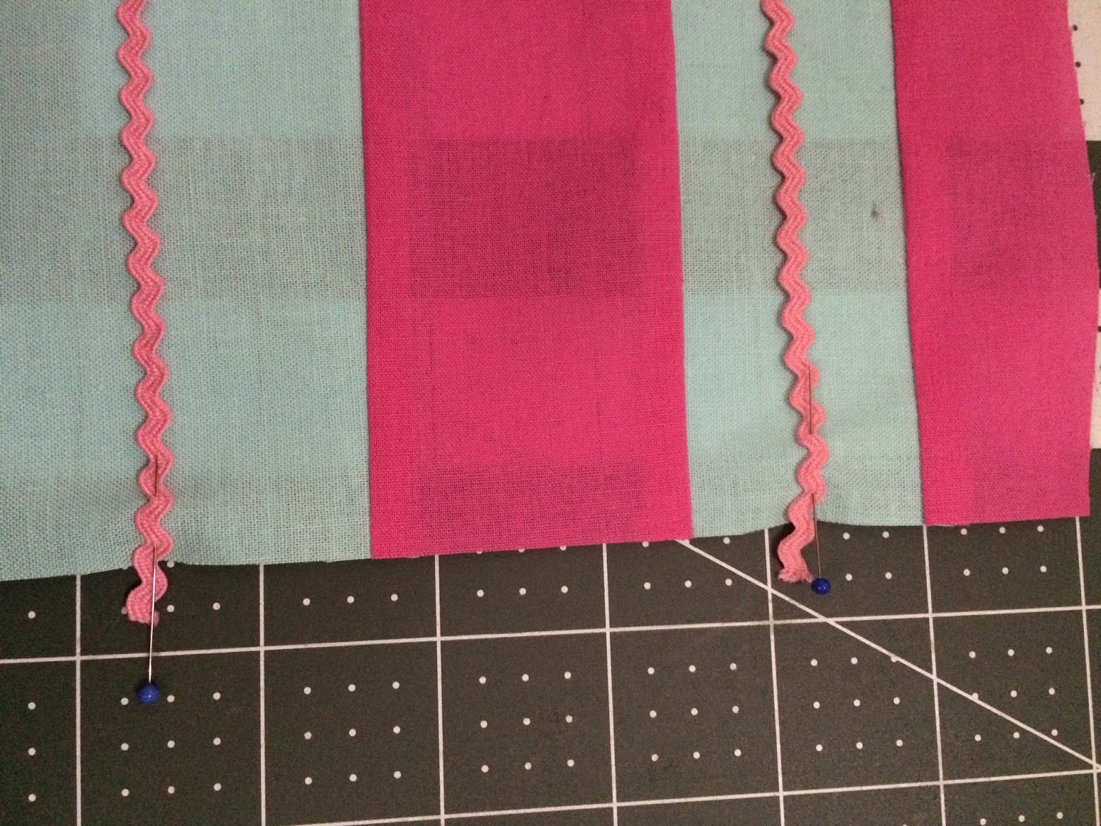 Heart Beet Boutique: Doll Quilt