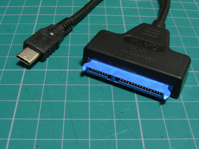 USB Type-CなSATA変換アダプタを試してみる : Wasters haven.