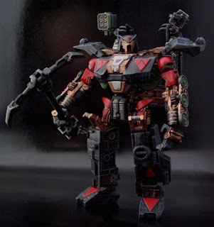 TRANSFORMERS: Straxus