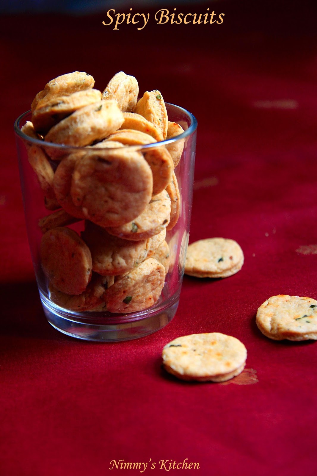 Nimmy's Kitchen: Spicy Biscuits
