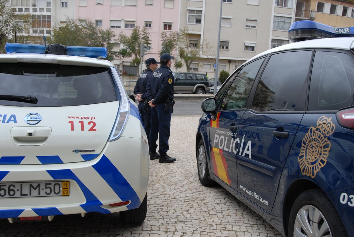 Bienvenidos a PORTUGAL|Bem vindos a ESPANHA (PSP)