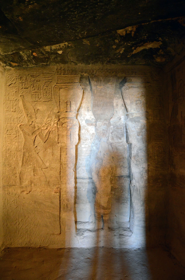 El mundo de Avekrénides. : TEMPLO DE NEFERTARI. ABU SIMBEL. El mundo de Avekrénides. : TEMPLO DE NEFERTARI. ABU SIMBEL.