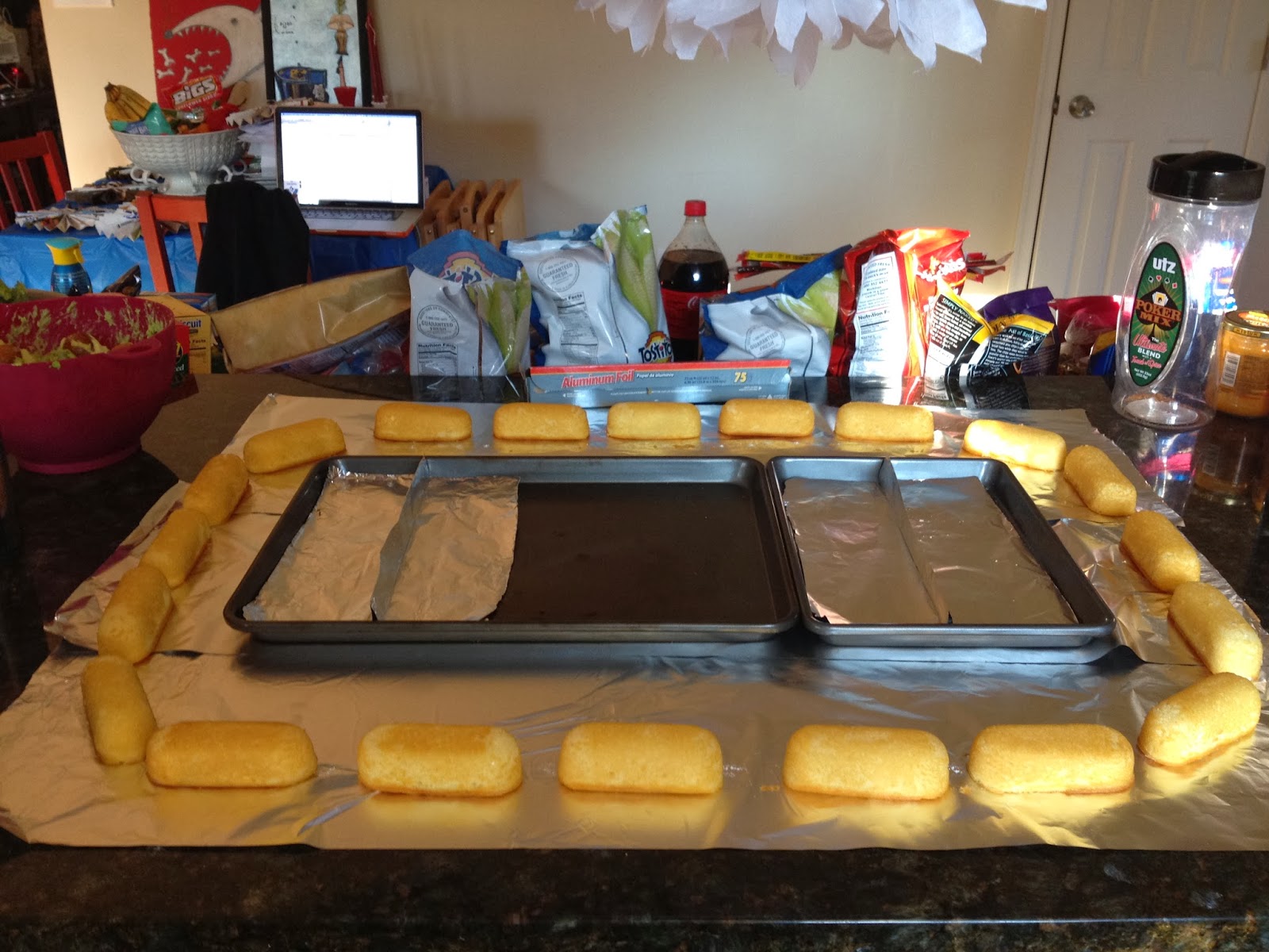 Lola, Tangled: DIY Super Bowl Party Snack Stadium. Ahem, that's SNACKADIUM.
