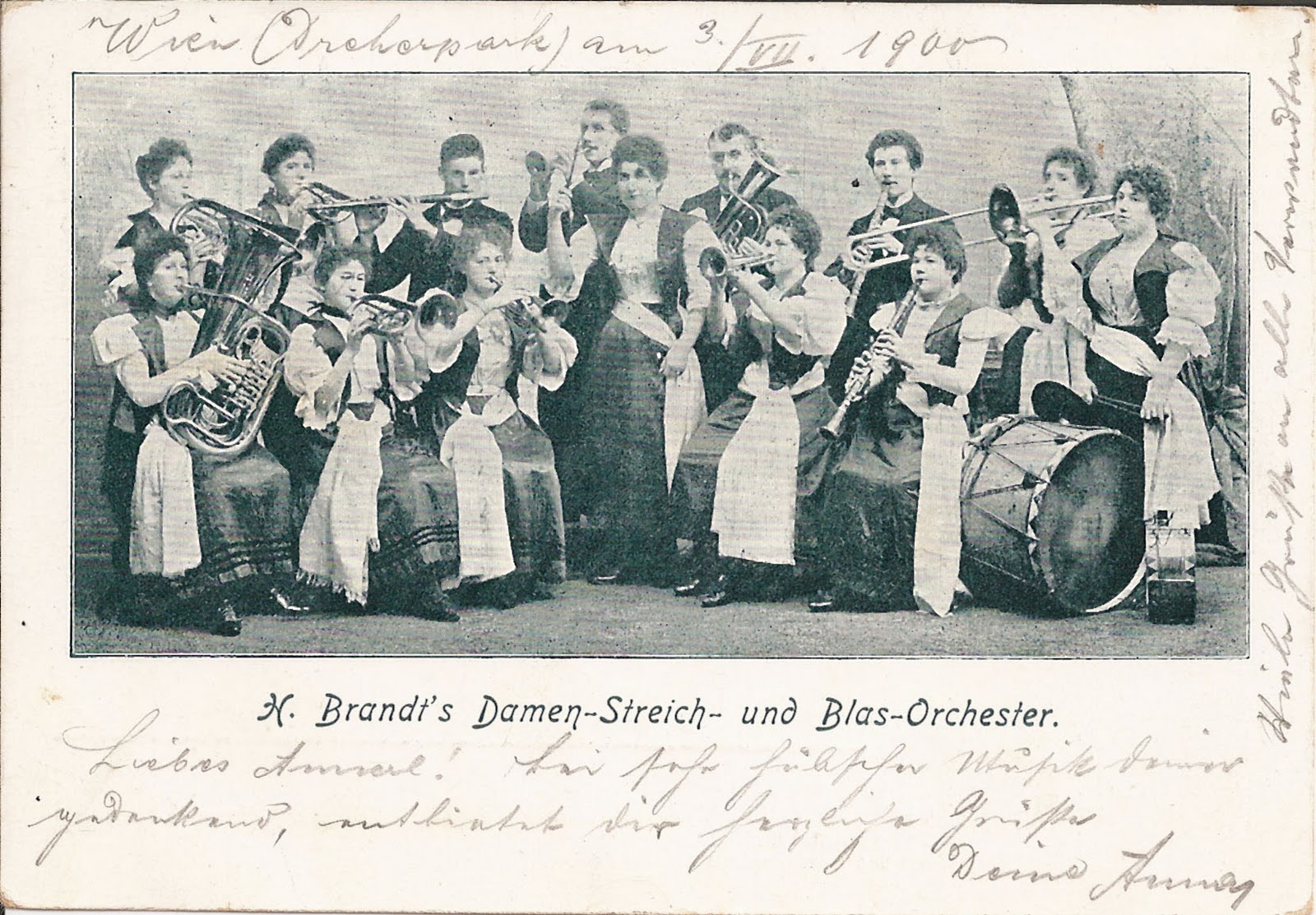 TempoSenzaTempo: Postcards of German Ladies Orchestras