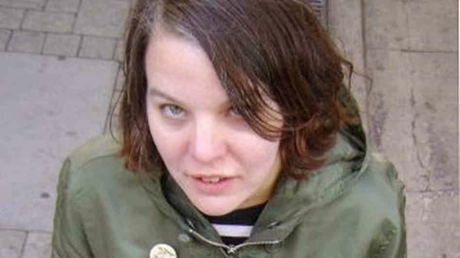 ARQUIVO DE IMAGENS: Bikini Kill – Kathleen Hanna – Tobi Vail & Kurt Cobain