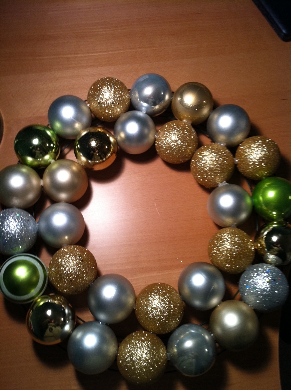 Gratefully Gorjus: “Ballin” DIY Ornament Ball Wreath