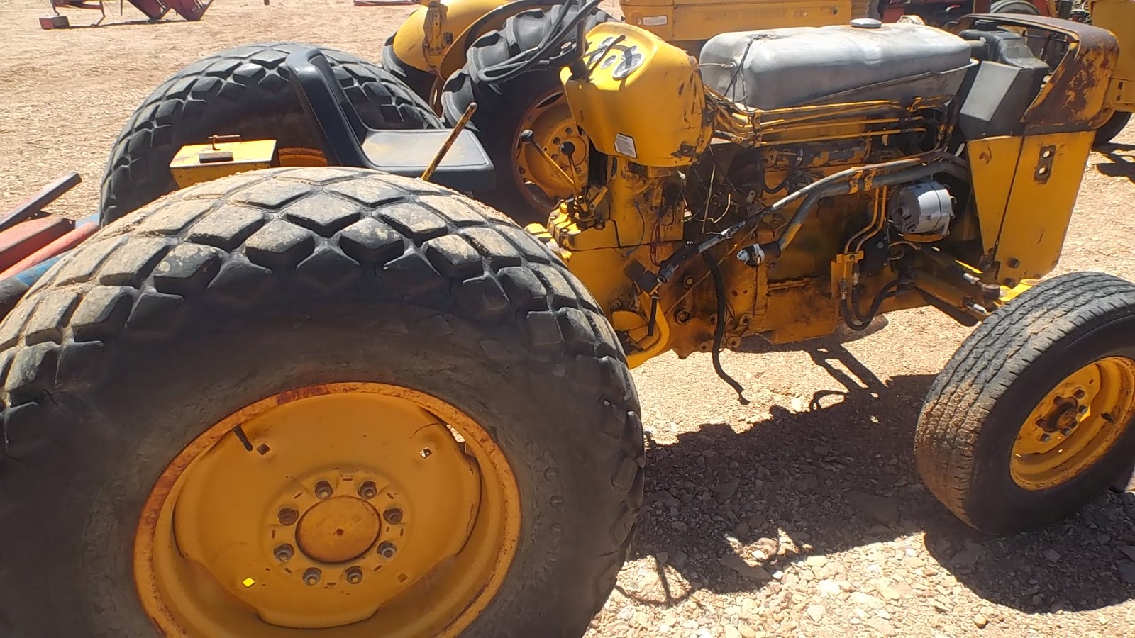 MAQUINARIA AGRICOLA INDUSTRIAL: Tractor Massey Ferguson 40 Diesel ...