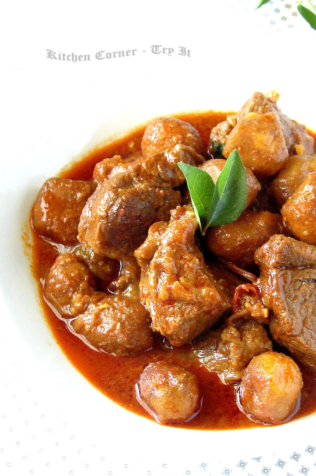 Koorka Irachi Curry/Chinese Potato and Beef Curry