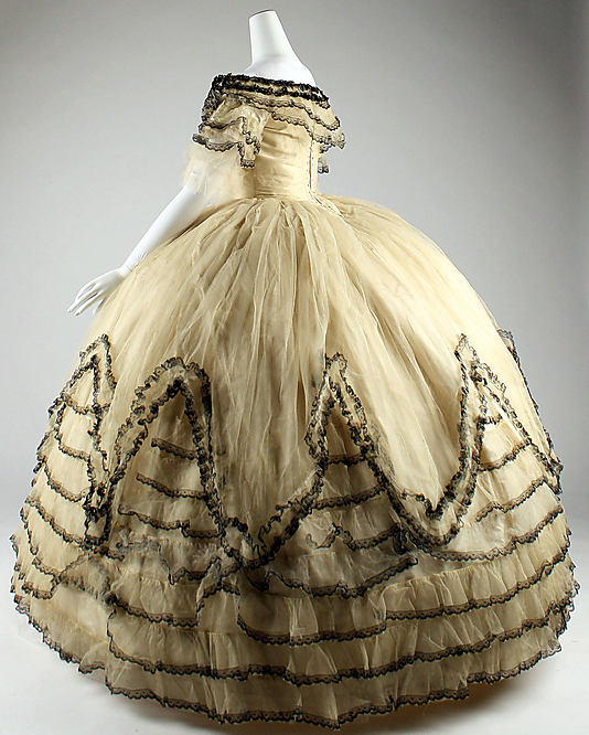 Recreating the Nineteenth Century Ballroom: A Ballgown from the 1850s