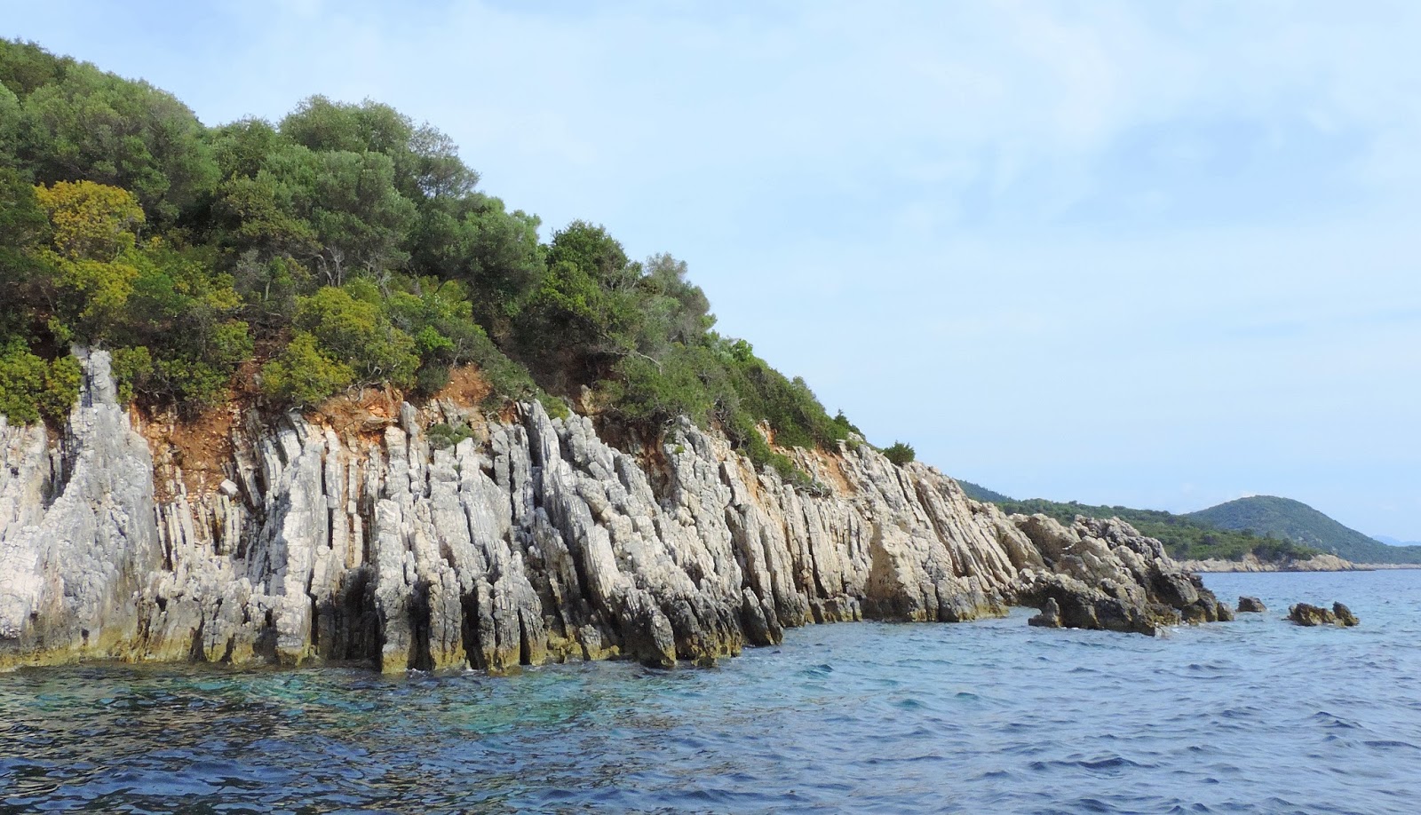 North Ithaca: ΑΠΟ ΤΙΣ ΦΡΙΚΕΣ ΣΤΟ ΜΑΡΜΑΚΑ ΚΑΙ ΣΤΟ ΚΙΟΝΙ