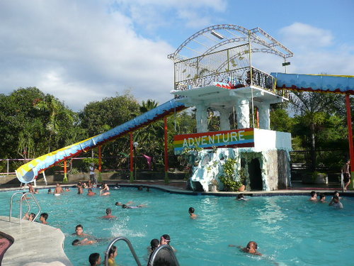 Reyah's Page: BULACAN RESORT