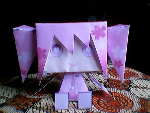 Sakura Miku Graphig Papercraft
