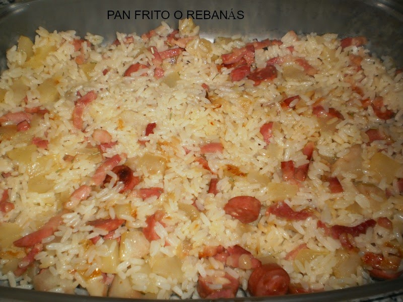 PAN FRITO O REBANÁS: ARROZ CON PERAS, BACÓN Y QUESO
