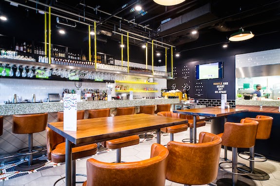 Quizmaster debuts at Cafe Football on November 13th! ~ Cafe Football