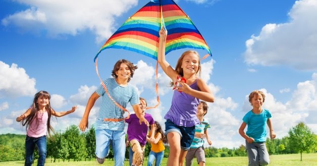 MAC&Toys: Soaring Into Summer