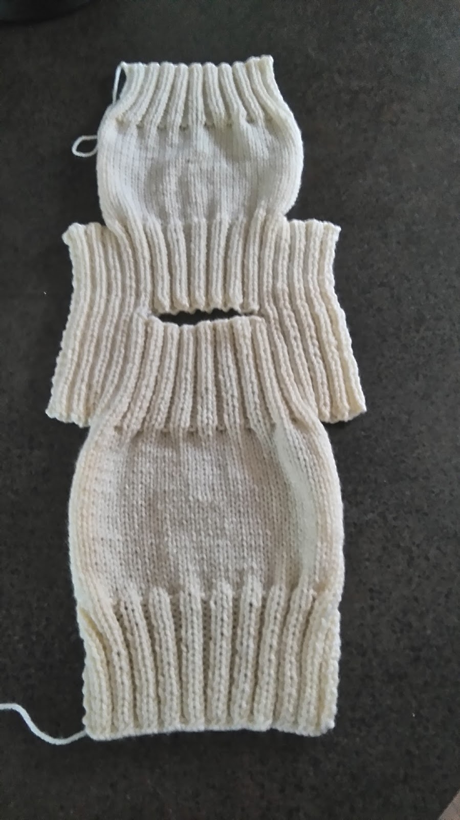 Kuier-Kombuis: Truitjies en sokkies vir pasgebore babas