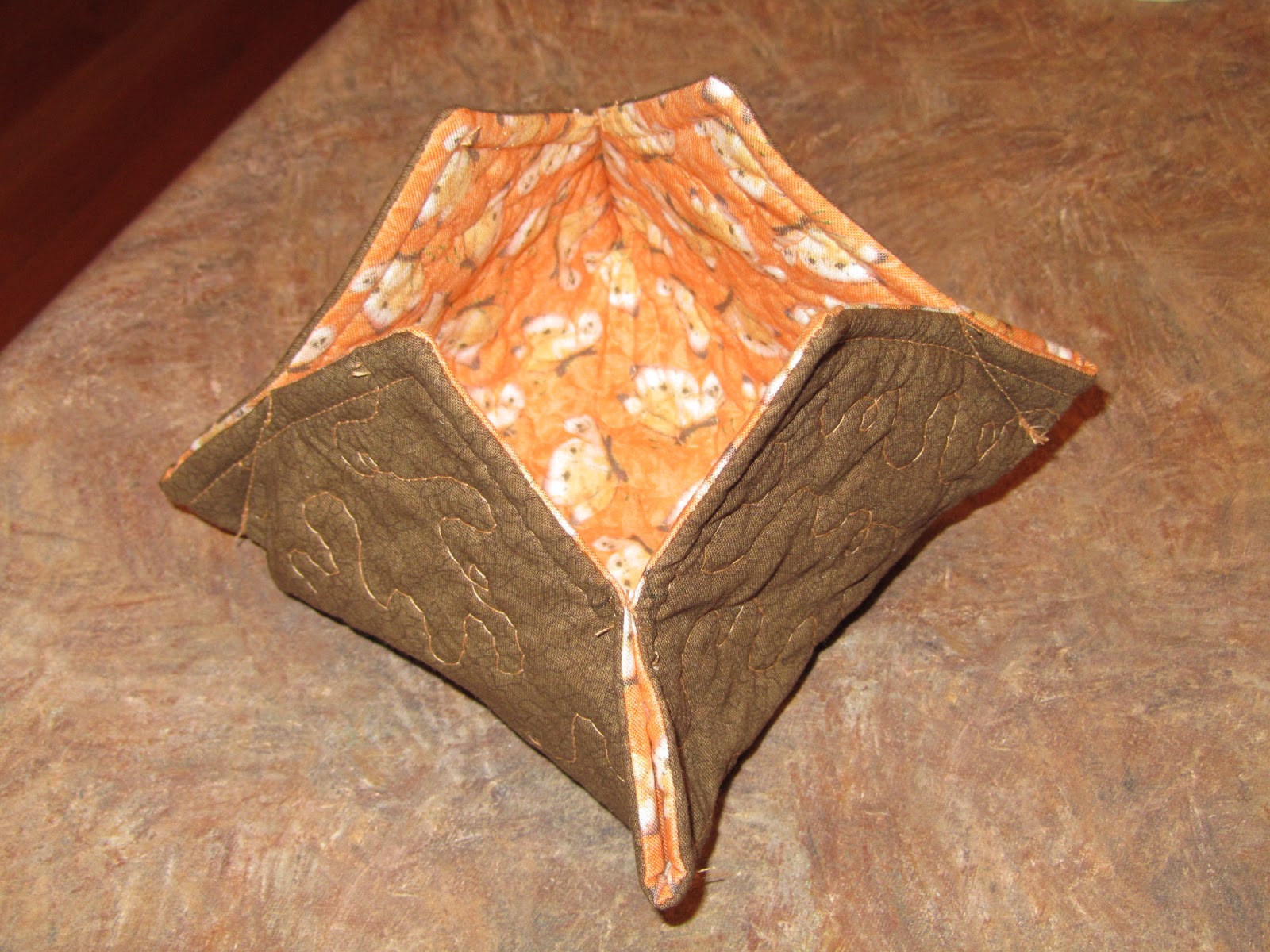 Be Creative Every Day!: Fabric Catch -All Tutorial