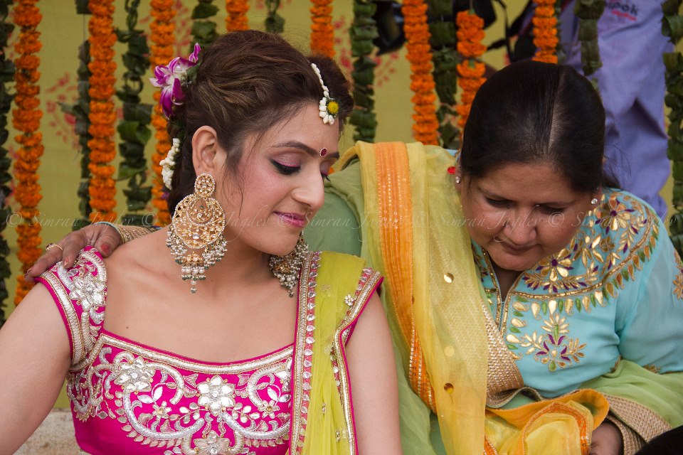 Orange and Pinkk: Vibrant Mehendi by Simran Jagdev