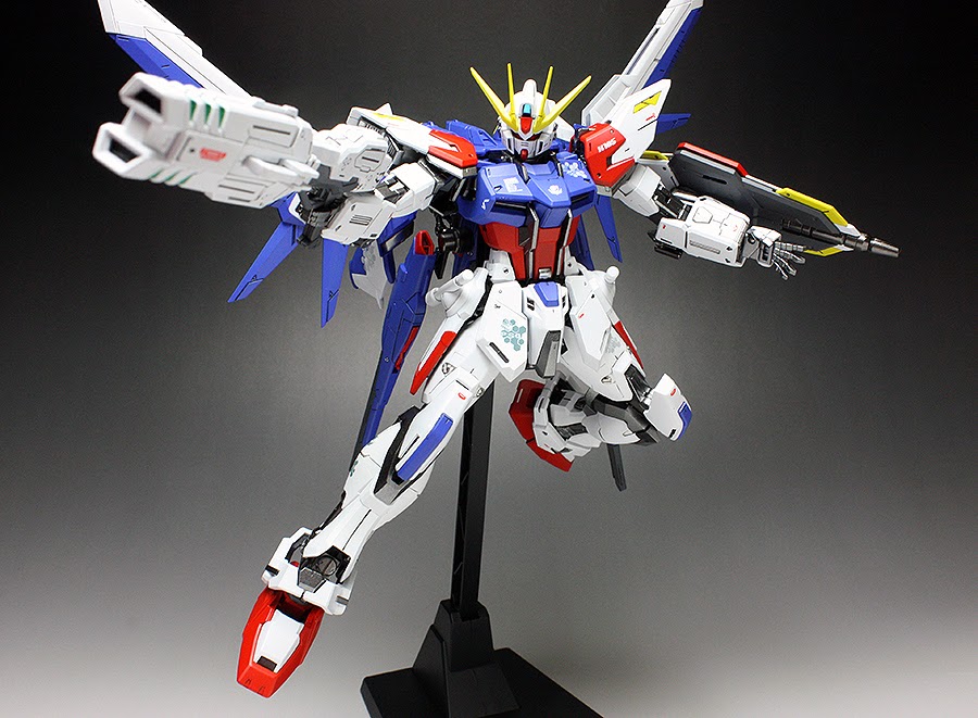 GUNDAM GUY: MG 1/100 Build Strike Gundam Full Package - Painted Build