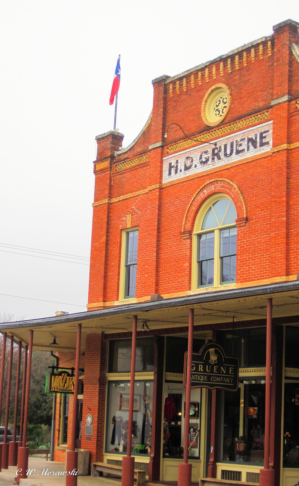 Seasons: Greetings from Historic Gruene!